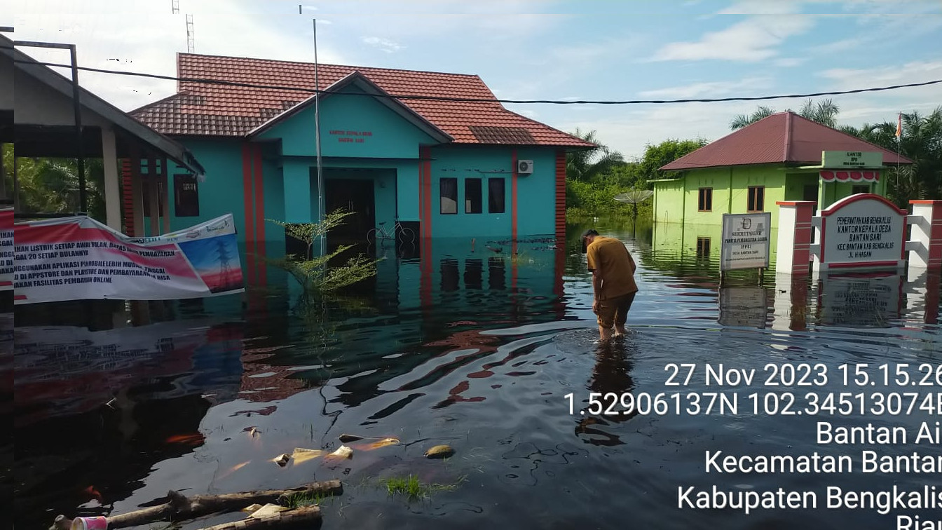 Sekitar 900 Rumah Pada Lima Desa di Kecamatan Bantan Tergenang Banjir