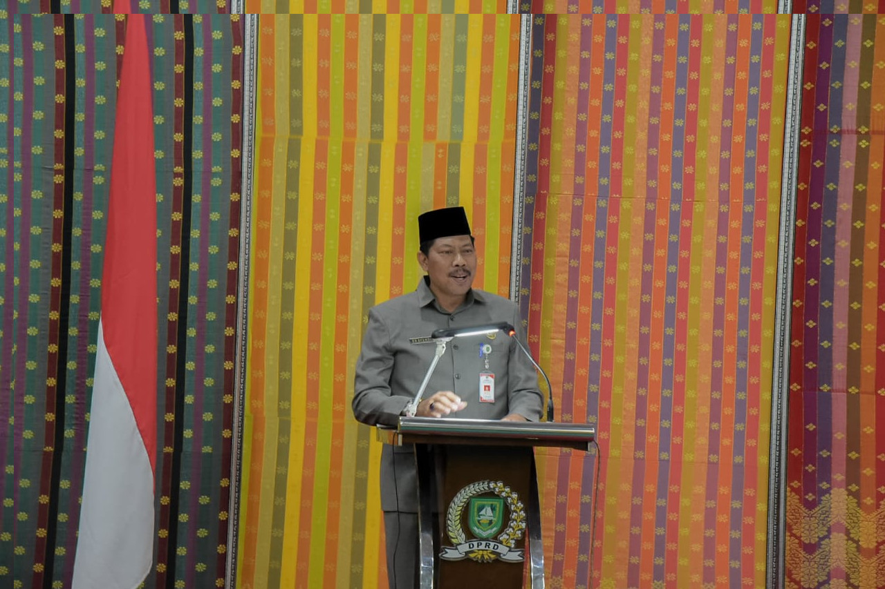 Bupati Bengkalis Sampaikan Jawaban Pandangan Umum Paripurna RAPBD 2026